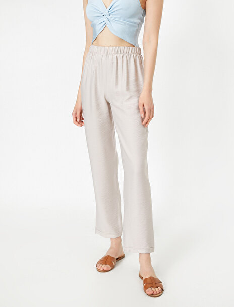 Koton Kadın Rahat Kesim Paça Detaylı Pantolon