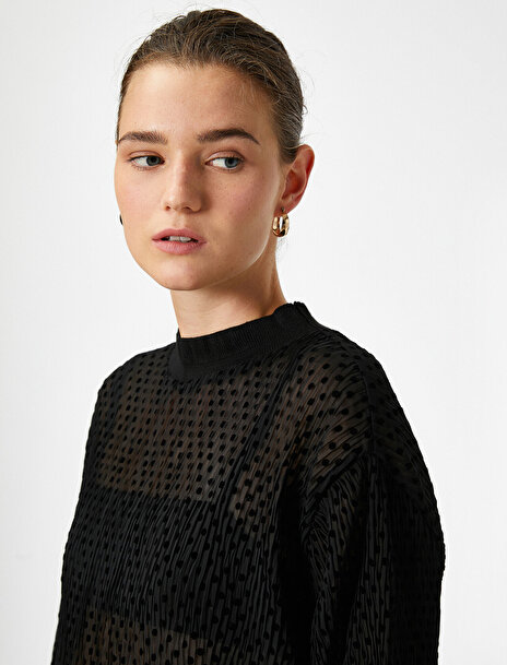 Koton Kadın Dik Yaka Uzun Kollu Puantiyeli Şifon Bluz