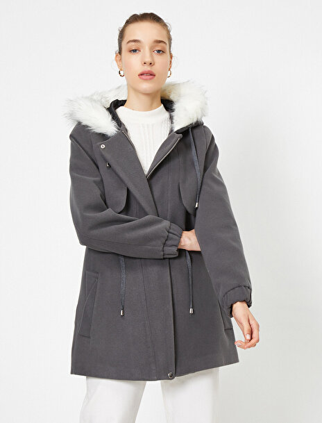 Koton Kadın Suni Kürk Detaylı Kaban