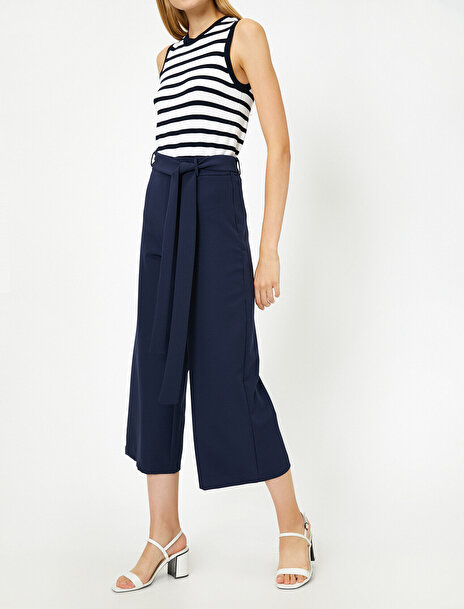 Koton Kadın Kısa Paça Pantolon