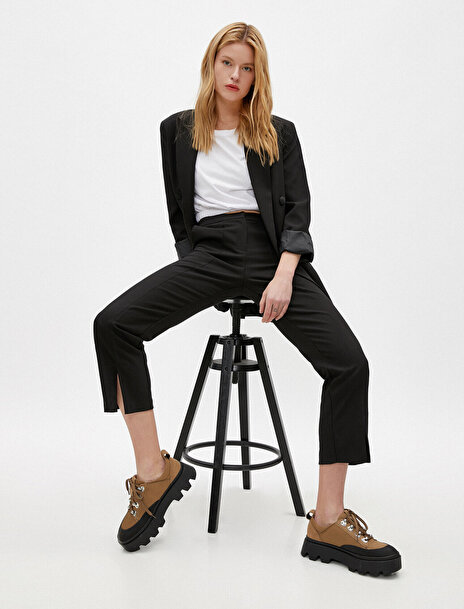 Koton Kadın Kısa Yırtmaçlı Paça Basic Pantolon