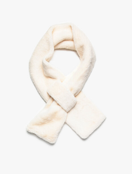 Koton Kadın Peluş Atkı Koton Kadın Peluş Atkı