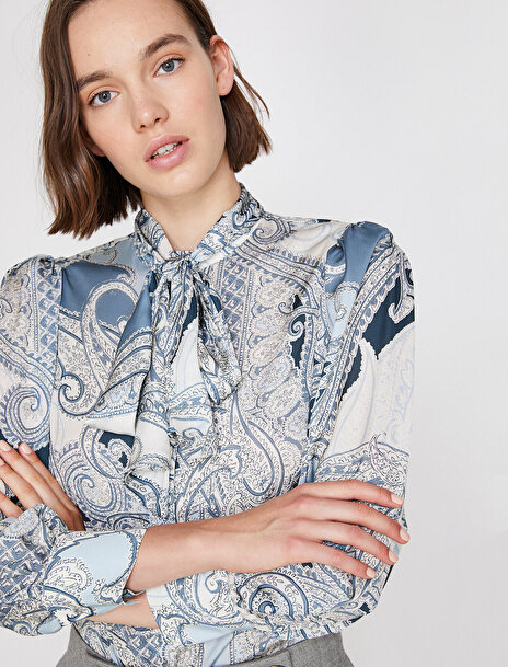 Koton Kadın Şal Desenli Saten Bluz