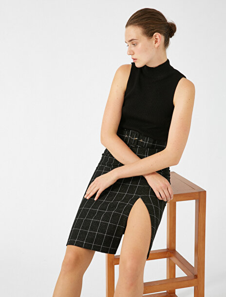 Koton Kadın Kareli Kemerli Yırtmaçlı Etek Koton Kadın Kareli Kemerli Yırtmaçlı Etek