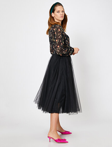 Koton Kadın Skirtly Yours Styled by Melis Ağazat Etek Koton Kadın Skirtly Yours Styled by Melis Ağazat Etek
