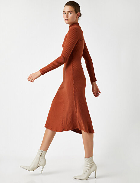 Koton Kadın Balıkçı Yaka Uzun Kollu Midi Elbise