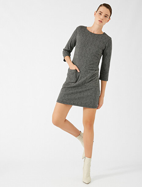 Koton Kadın Bisiklet Yaka Ekoseli Cepli Kısa Elbise