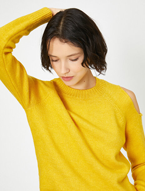 Koton Kadın Omuz Detaylı Triko Kazak