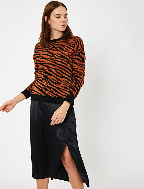 Koton Kadın Zebra Desenli Triko Kazak