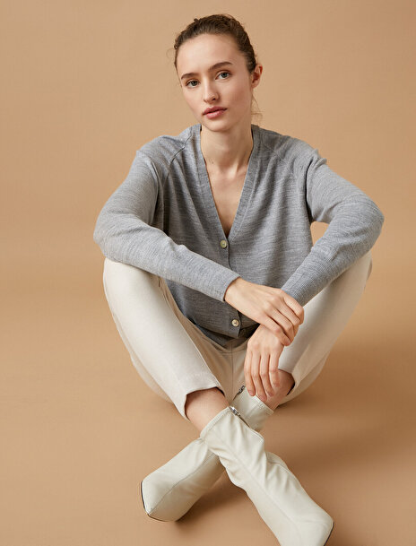 Koton Kadın Düğme Detaylı Triko Hırka