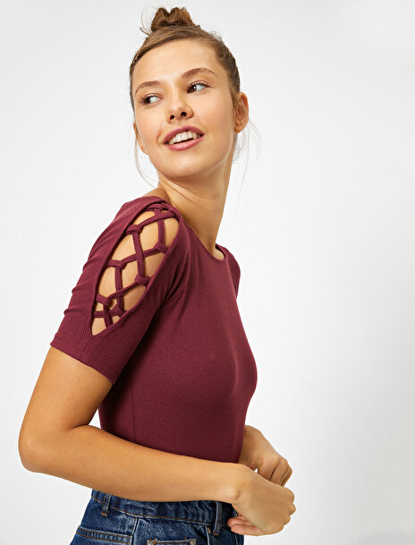 Koton Ole Genç Kız Bisiklet Yaka Kolu Detaylı Kısa Kol Tişört