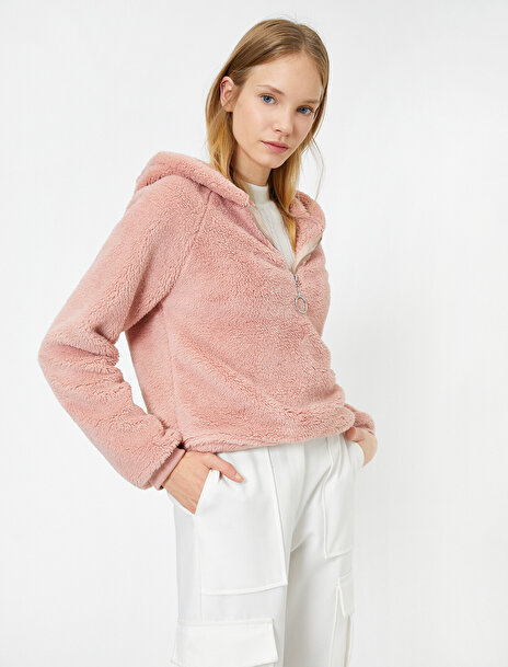 Koton Kadın Kapüşonlu Peluş Sweatshirt Koton Kadın Kapüşonlu Peluş Sweatshirt