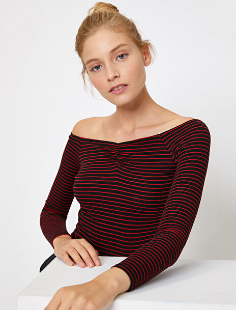 Koton Ole Genç Kız Kayık Yaka T-Shirt