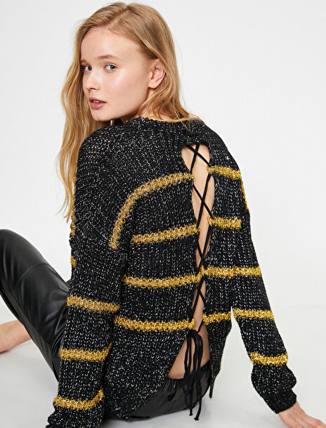 Koton Kadın Sırt Detaylı Triko Kazak