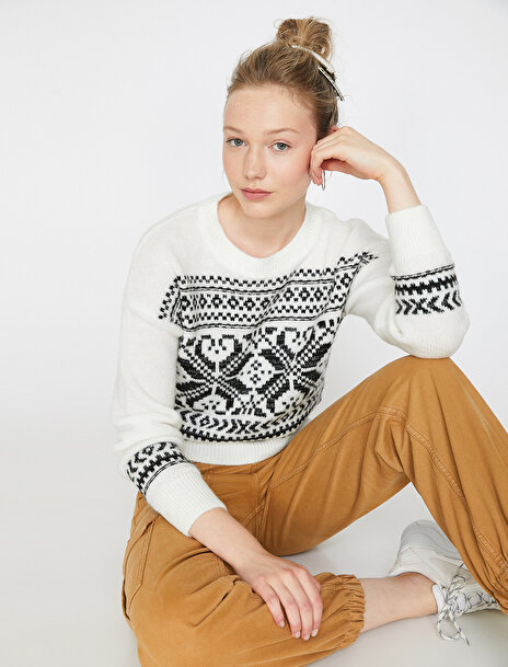 Koton Ole Genç Kız Desenli Triko Kazak Koton Ole Genç Kız Desenli Triko Kazak