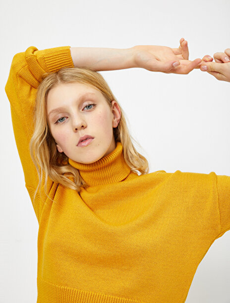 Koton Ole Genç Kız Boğazlı Triko Kazak Koton Ole Genç Kız Boğazlı Triko Kazak