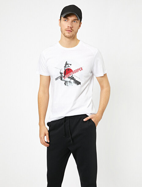 Koton Erkek Star Wars Lisanslı Yazılı Baskılı T-Shirt