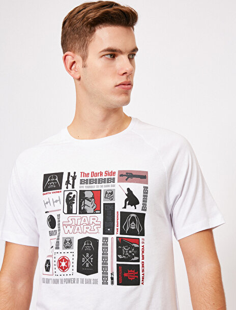 Koton Erkek Star Wars Lisanslı Yazılı Baskılı T-Shirt