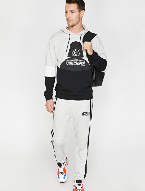 Koton Erkek Star Wars Lisanslı Baskılı Sweatshirt