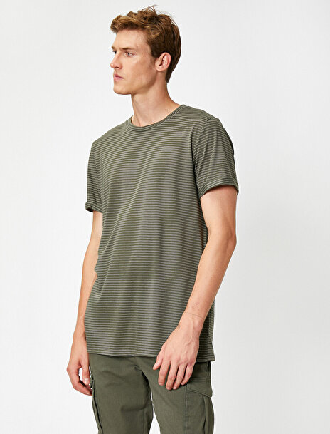 Koton Erkek Çizgili Kısa Kollu Basic Tişört