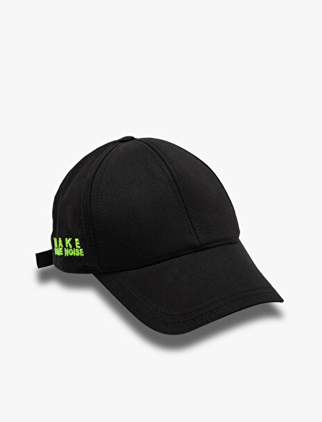 Koton Erkek İşlemeli Şapka