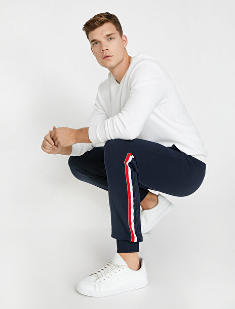 Koton Erkek Şeritli Jogger Eşofman Altı