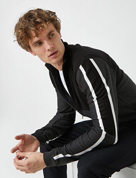 Koton Erkek Şeritli  Fermuarlı Dik Yaka Triko Hırka