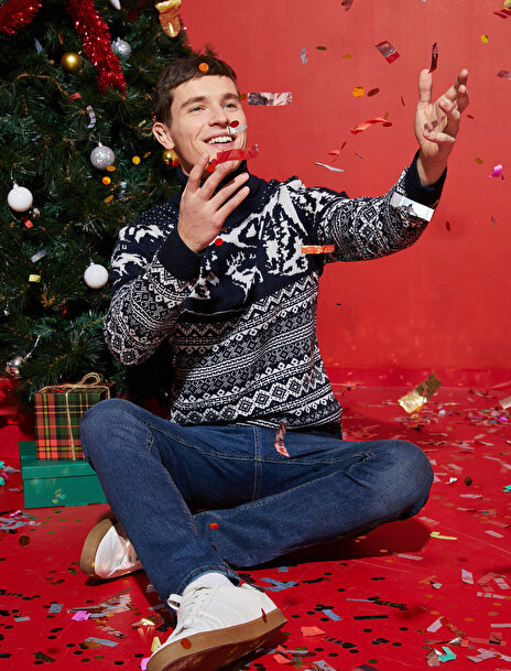 Koton Erkek Yılbaşı Desenli Triko Kazak