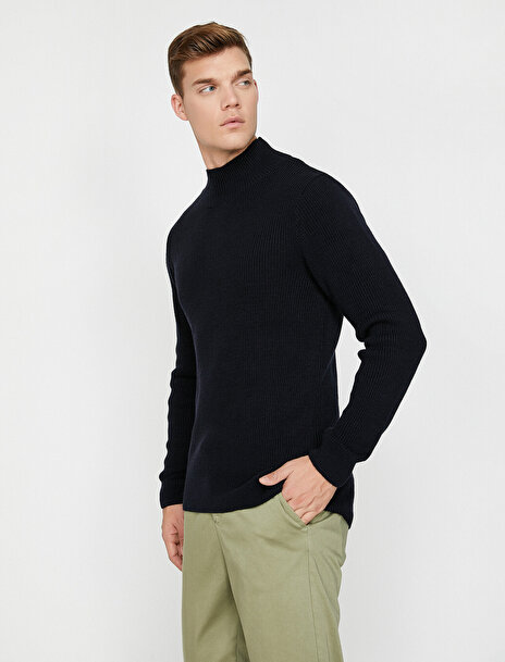 Koton Erkek Yüksek Yaka Triko Kazak