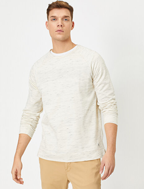 Koton Erkek Bisiklet Yaka Mevsimlik Slim Fit Basic Kazak Koton Erkek Bisiklet Yaka Mevsimlik Slim Fit Basic Kazak