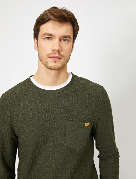 Koton Erkek Bisiklet Yaka Cepli Slim Fit Kazak Koton Erkek Bisiklet Yaka Cepli Slim Fit Kazak