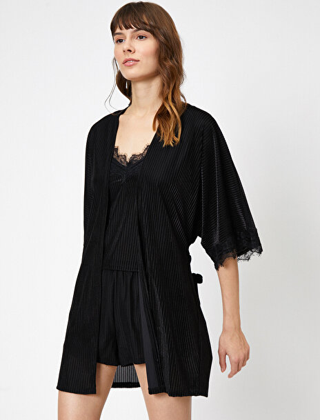 Koton Kadın Dantel Detaylı Sabahlık