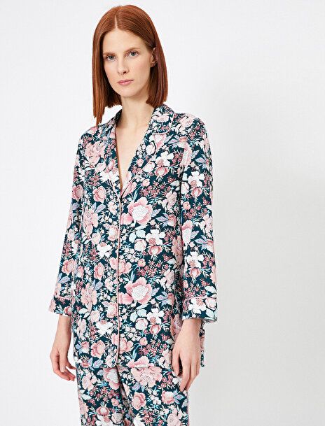 Koton Kadın Çiçek Desenli Diye Detaylı Pijama Üstü Koton Kadın Çiçek Desenli Diye Detaylı Pijama Üstü