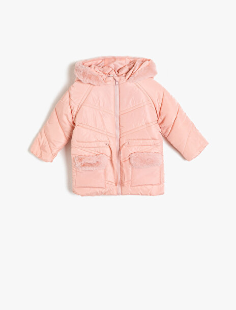 Koton Kız Çocuk Suni Kürk Detaylı Şişme Kaban Koton Kız Çocuk Suni Kürk Detaylı Şişme Kaban