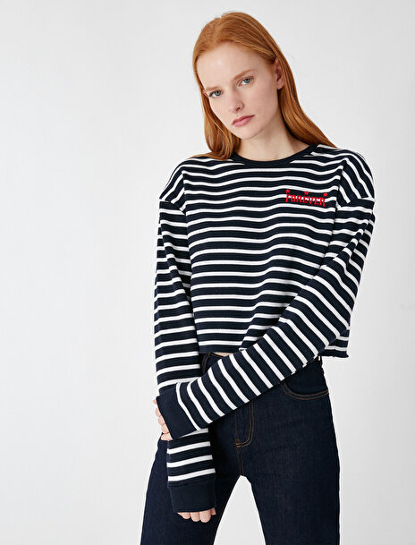 Koton Kadın %100 Pamuk Çizgili Crop Sweatshirt Koton Kadın %100 Pamuk Çizgili Crop Sweatshirt