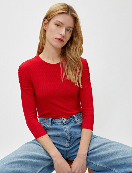 Koton Kadın Bisiklet Yaka Omuz Pili Detaylı Uzun Kollu Tişört