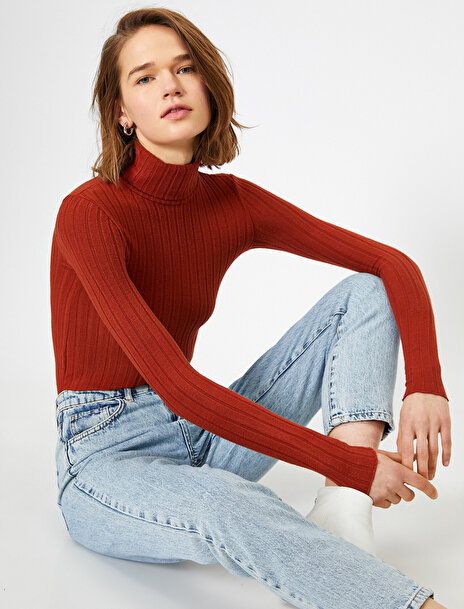 Koton Kadın Boğazlı Şerit Detaylı Uzun Kollu Tişört Koton Kadın Boğazlı Şerit Detaylı Uzun Kollu Tişört