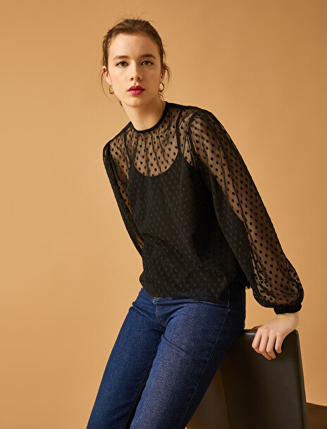 Koton Kadın Bisiklet Yaka Puantiye Desenli Tül Uzun Kollu Tişört