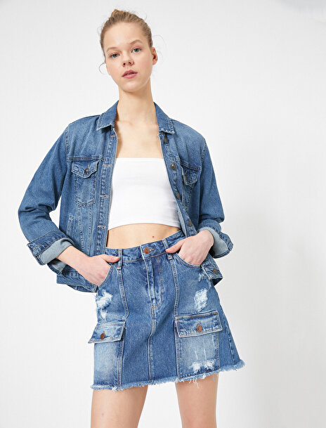 Koton Kadın Cepli Yırtık Detaylı Mini Jean Etek Koton Kadın Cepli Yırtık Detaylı Mini Jean Etek