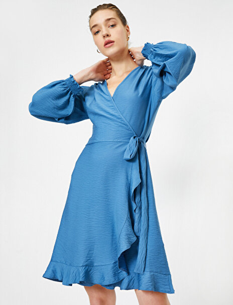 Koton Kadın Kruvaze Fırfır Detaylı Bel Bağlamalı Mini Elbise Koton Kadın Kruvaze Fırfır Detaylı Bel Bağlamalı Mini Elbise