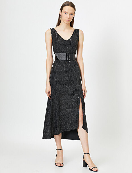 Koton Kadın V Yaka Yırtmaç Detaylı Askılı Uzun Elbise