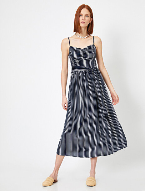 Koton Kadın V Yaka Çizgi Baskılı Askılı Uzun Elbise