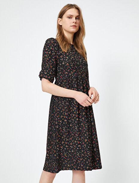 Koton Kadın Bisiklet Yaka Kısa Kollu Desenli Midi Elbise