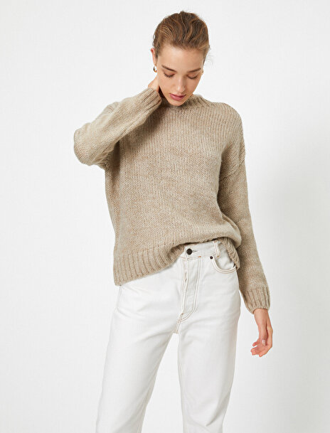 Koton Kadın Yüksek Yaka Uzun Kollu Örgülü Triko Kazak