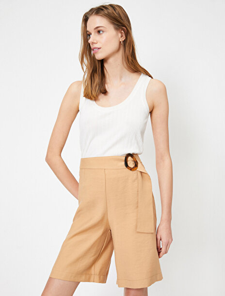 Koton Kadın Kemerli Detaylı Şort