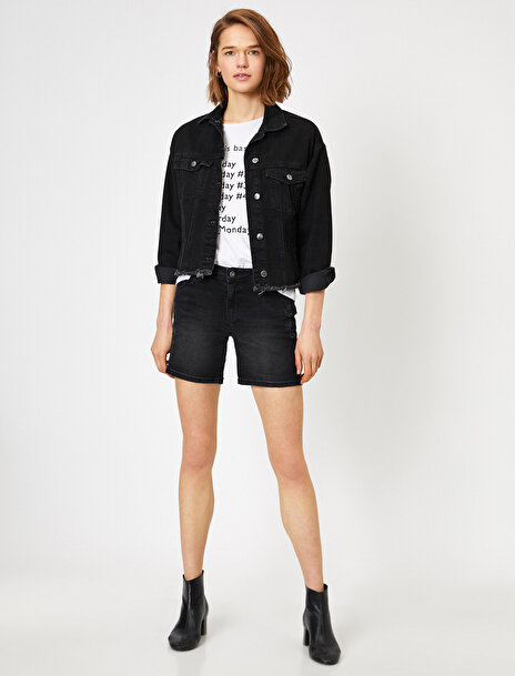 Koton Kadın İşlemeli Jean Şort