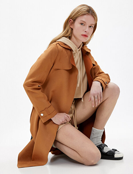 Koton Kadın Kemer Detaylı Cepli Trençkot Koton Kadın Kemer Detaylı Cepli Trençkot