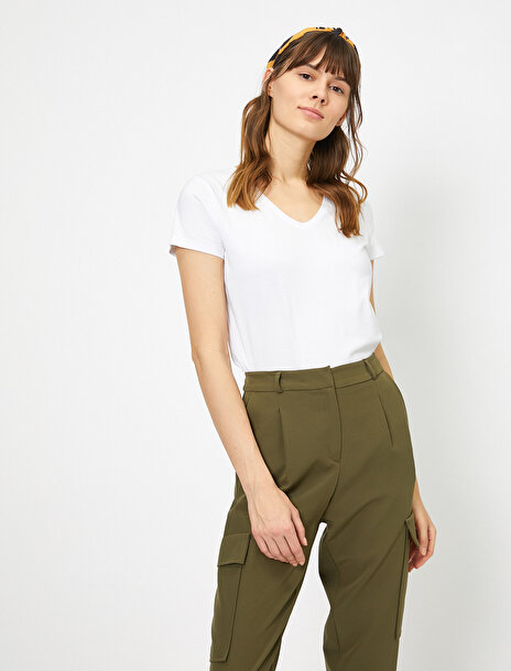 Koton Kadın Standart Kesim V Yaka Basic Tişört