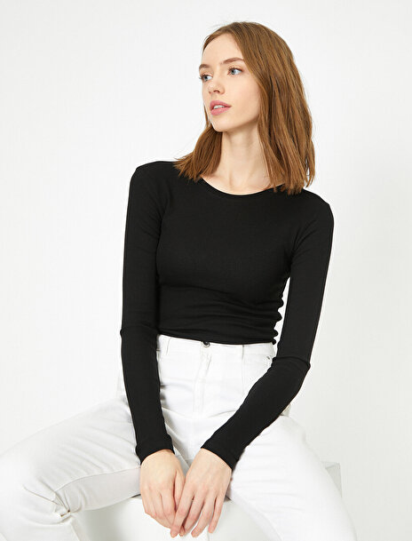 Koton Kadın Bisiklet Yaka Dar Kesim Uzun Kollu Tişört