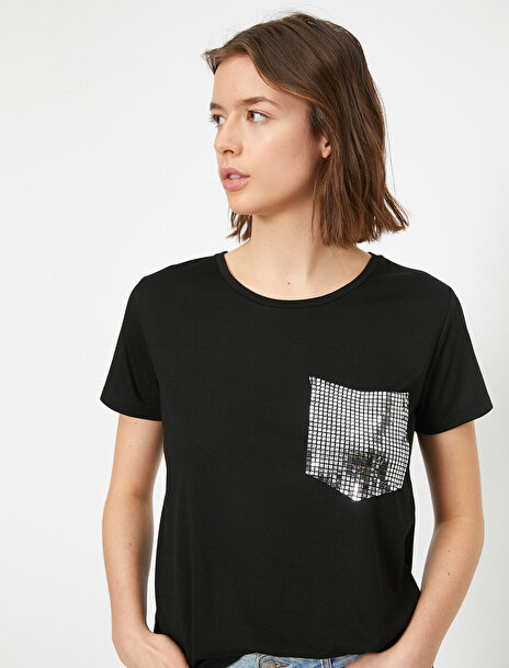 Koton Kadın Pul Payet Cep Detaylı Bisiklet Yaka Tişört